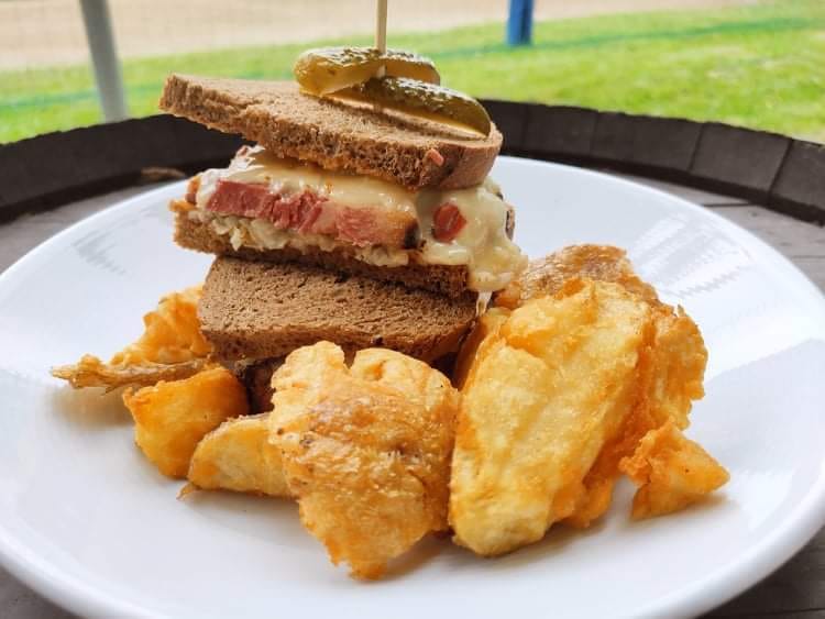 The Moose & Roo Smokehouse - Khám phá 'lò hun khói' kiểu Mỹ ở Hà Thành