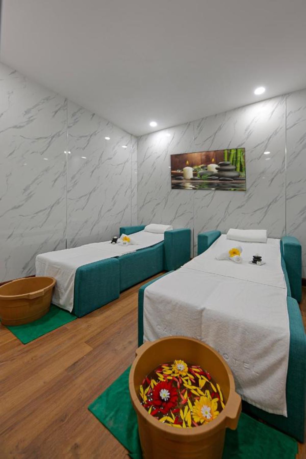 Cùng Calix Hotel lạc vào đại dương xanh ngay giữa lòng thành phố