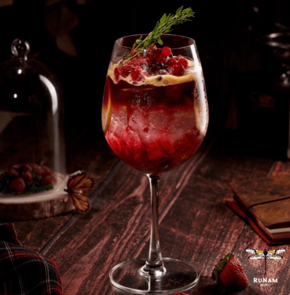 Dừng chân nhâm nhi tách cà phê phong cách Ý hảo hạng tại Càfê RuNam ...