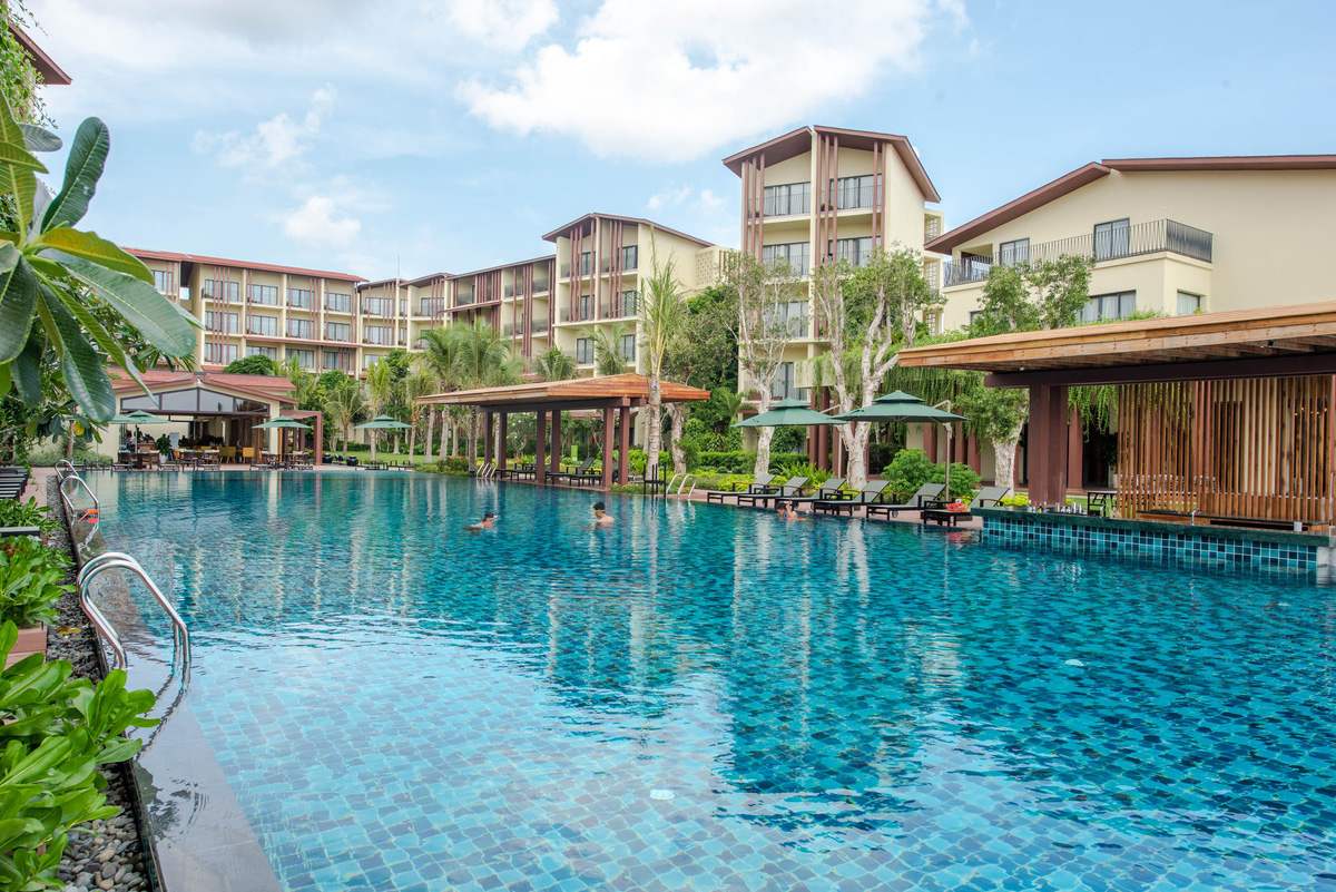 Dusit Princess Moonrise Resort Phú Quốc - Chill cực đã ở resort có hồ ...