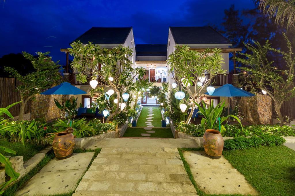 Five Rose Villas - Biệt thự đầy nắng trên bãi biển An Bàng