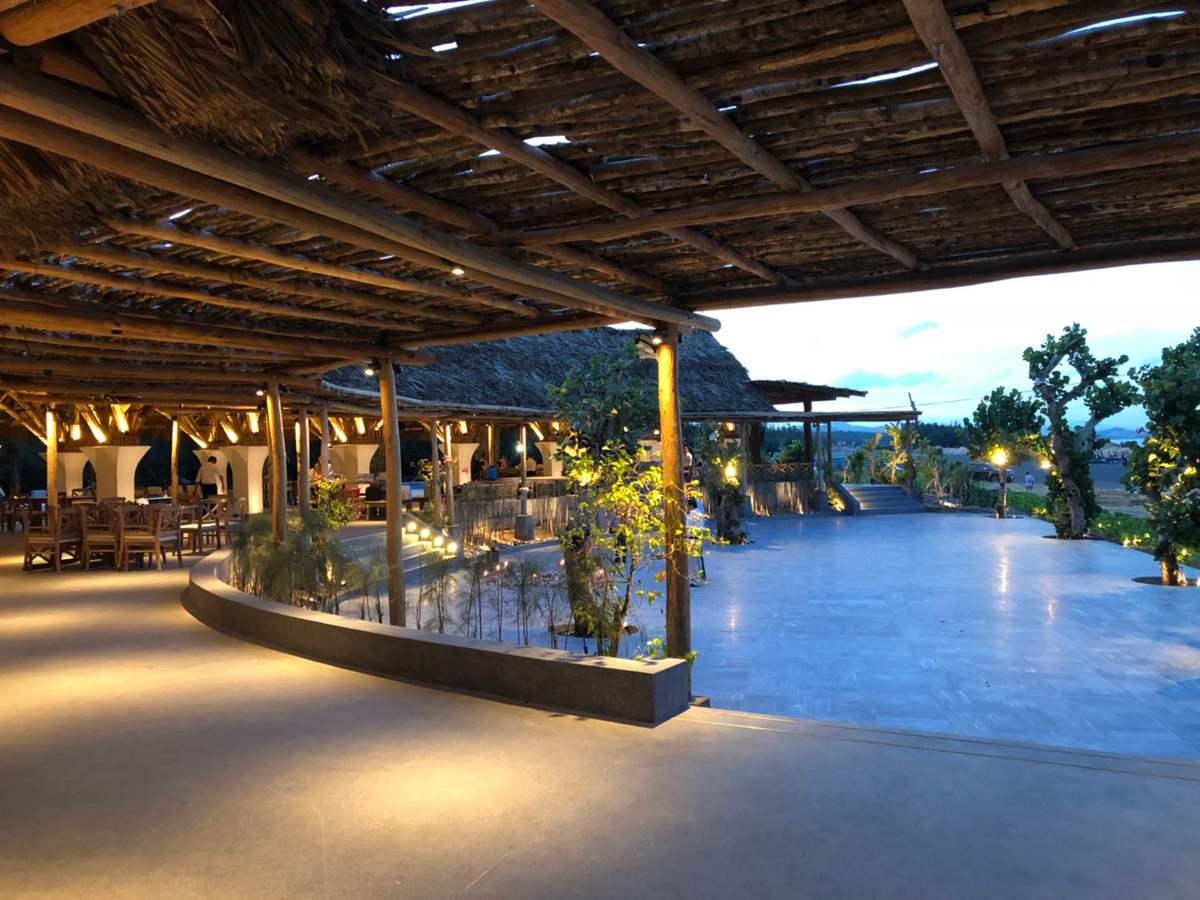 Gozo Brew House & Terra Coffee - Stelia Beach Resort Phu Yen - Nhà hàng ...