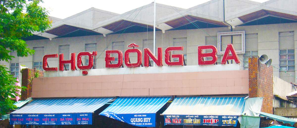 Kinh nghiệm đi chợ Đông Ba - Ăn ngon, mua sắm rẻ