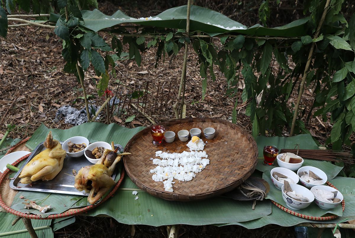 Lễ cúng Thần Rừng - Lễ hội độc đáo tại Hà Giang của người Pu Péo