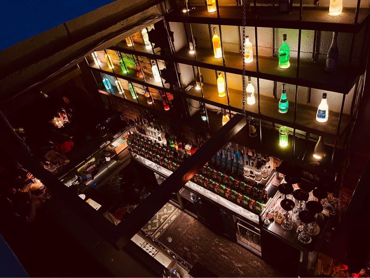 Maple Cafe’ & Bistro - Điểm hẹn lý tưởng mỗi tối thành thị lên đèn