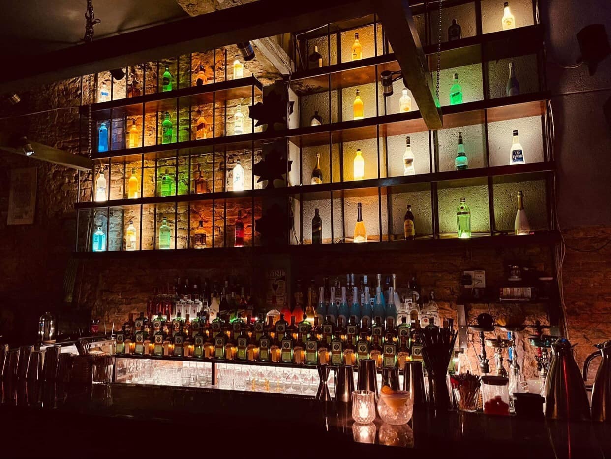 Maple Cafe’ & Bistro - Điểm hẹn lý tưởng mỗi tối thành thị lên đèn