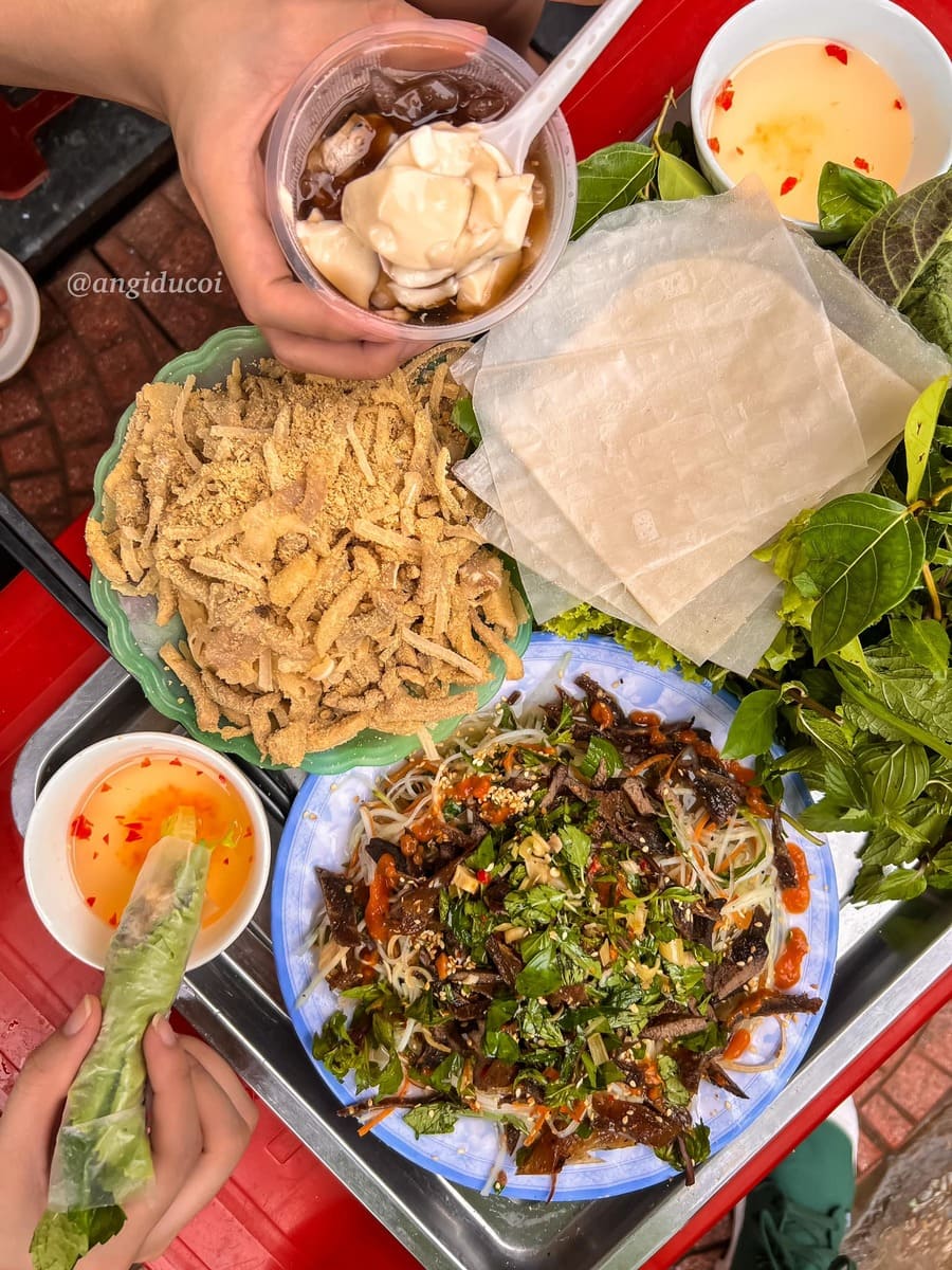 Một ngày khám phá Food tour Hải Phòng cùng hội bạn thân cực chất