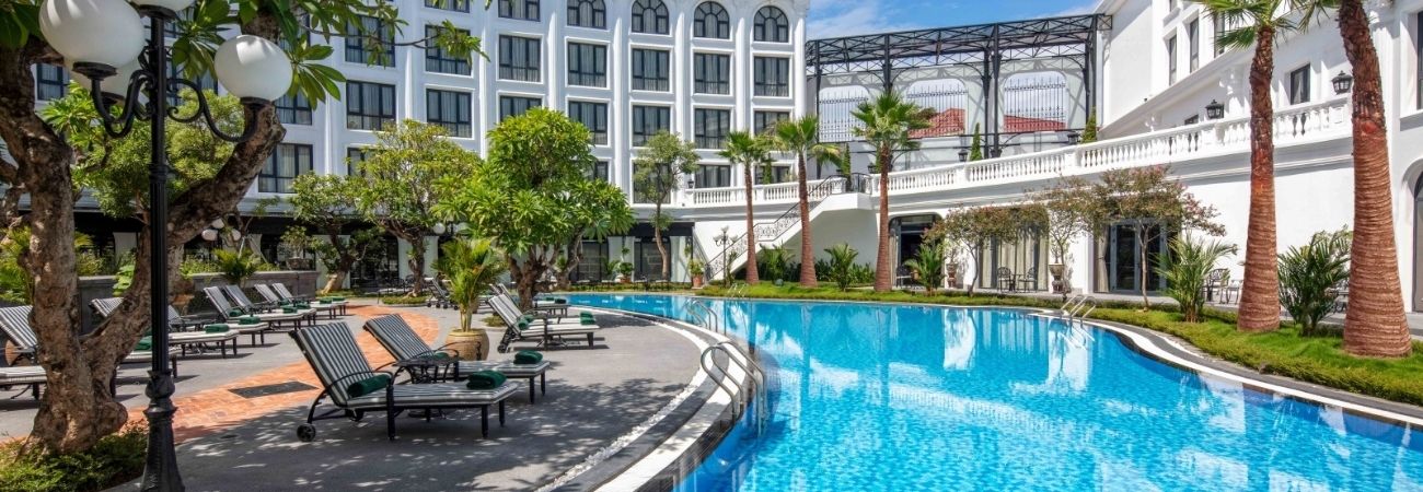 Silk Path Grand Hue Hotel and Spa tòa lâu đài xa hoa đầy ấn tượng