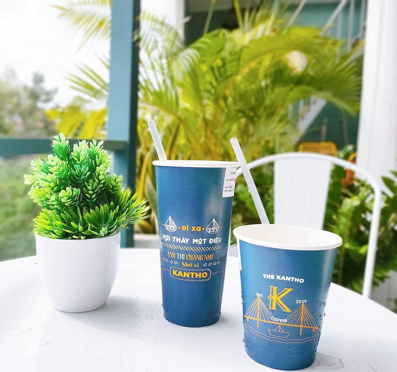 Tận hưởng không gian xanh với vẻ đẹp hiện đại tại Quán The Kantho Coffee