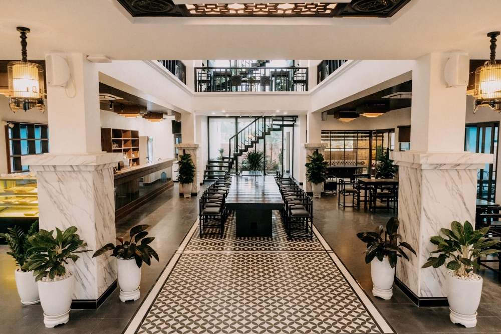 Time Coffee & Bakery - Nơi thời gian lắng đọng