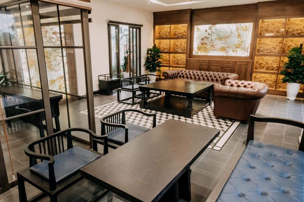 Time Coffee & Bakery - Nơi thời gian lắng đọng