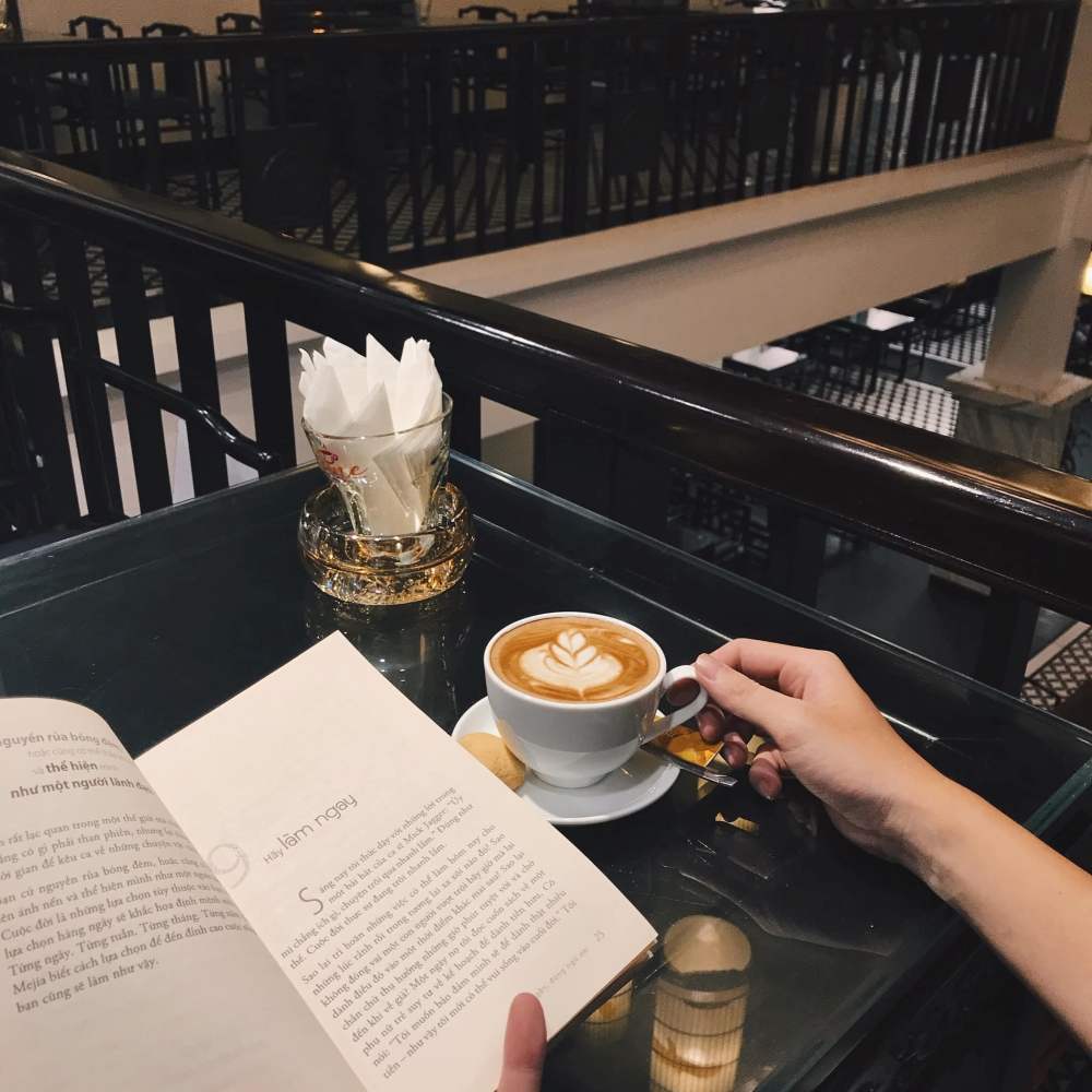 Time Coffee & Bakery - Nơi thời gian lắng đọng