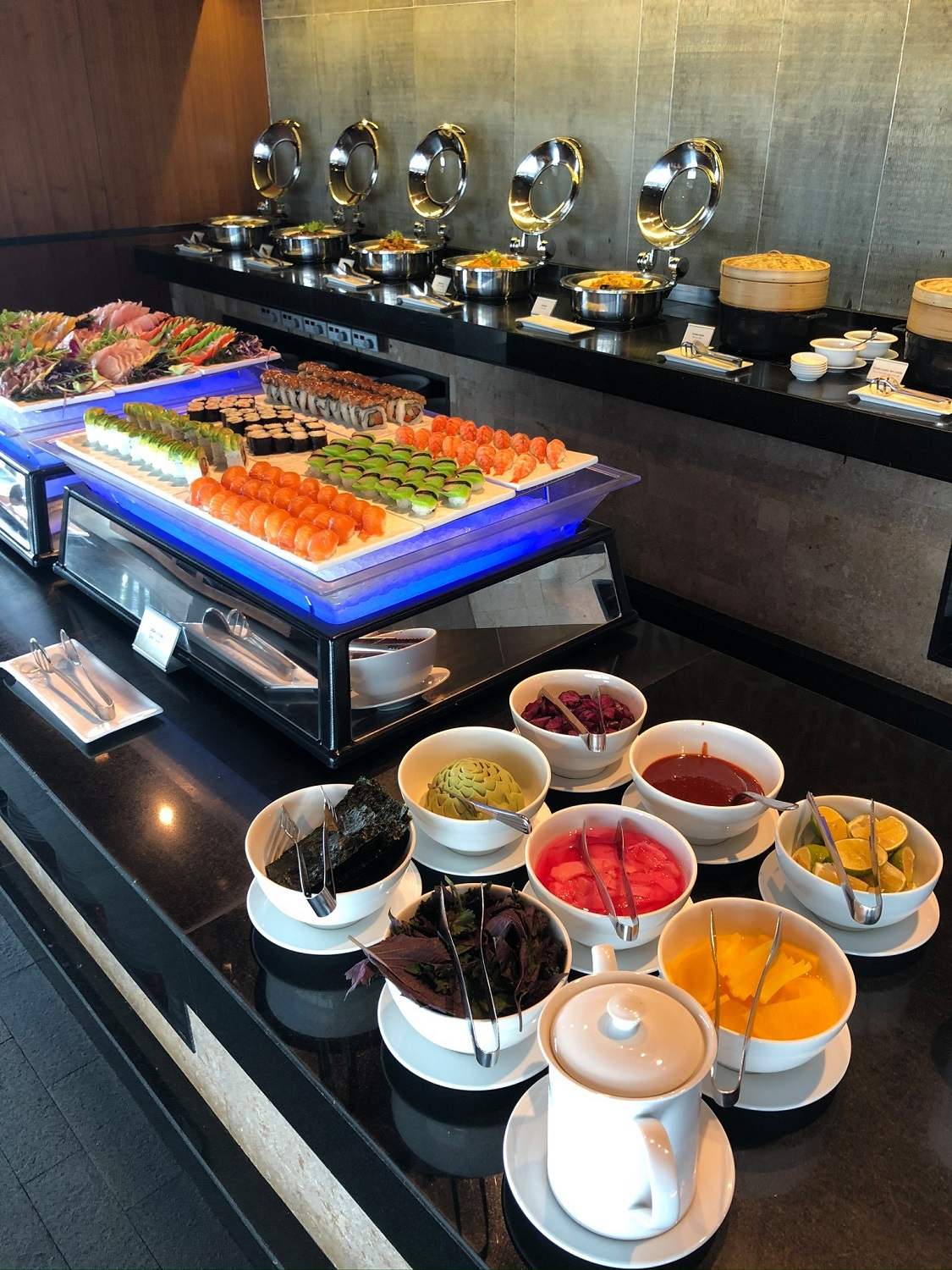 Trải nghiệm ẩm thực độc đáo trong không gian sang trọng, hiện đại tại ...