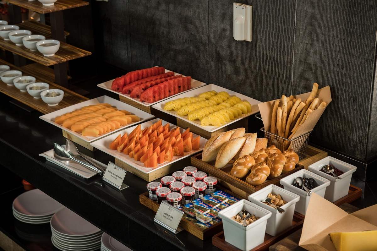 Trải nghiệm ẩm thực độc đáo trong không gian sang trọng, hiện đại tại ...