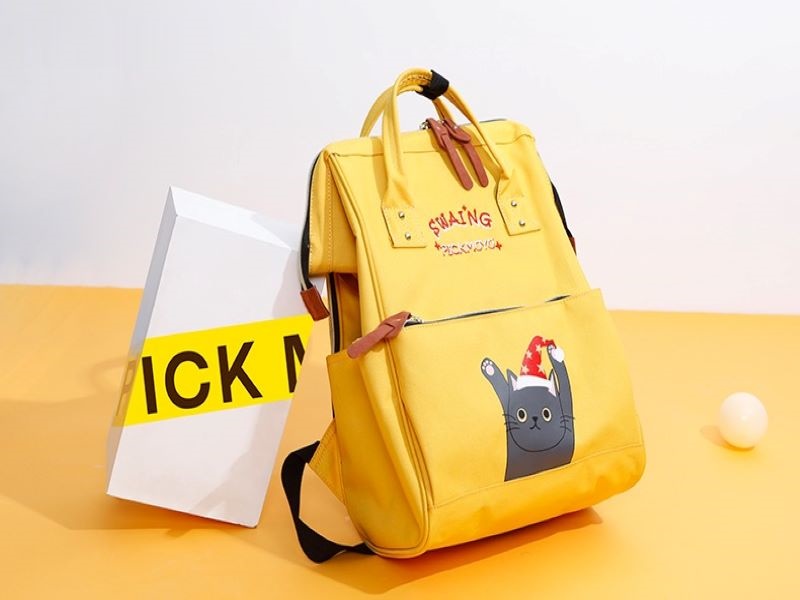 Balo canvas với phong cách thời gian cổ điển độc đáo, mới lạ