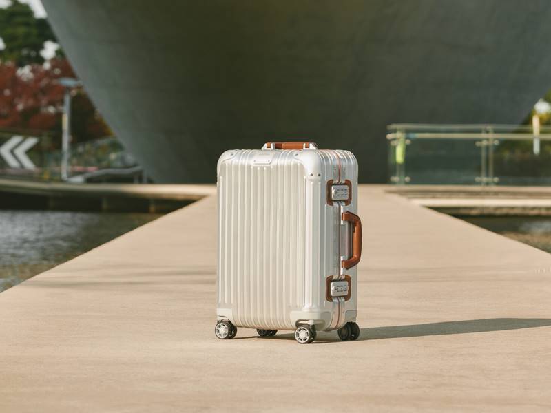 Giá của vali Rimowa có thật sự đắt như bạn vẫn nghĩ