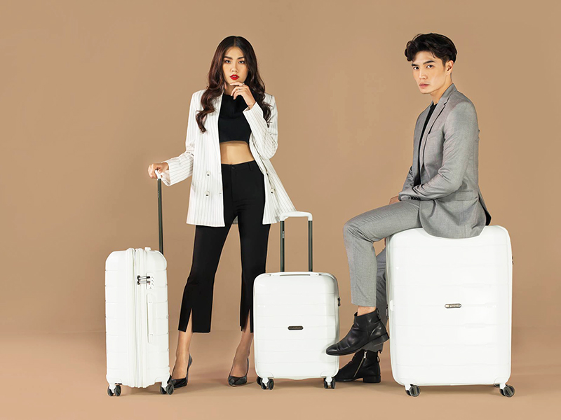 Vali 24 inch đựng được bao nhiêu kg, phù hợp với chuyến đi mấy ngày